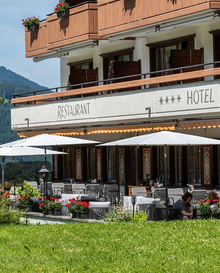 Chalethotel in Klosters | 4* Sunstar Hotel Klosters
