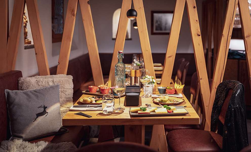 Chäs Stuba Klosters | Sunstar Hotel Klosters